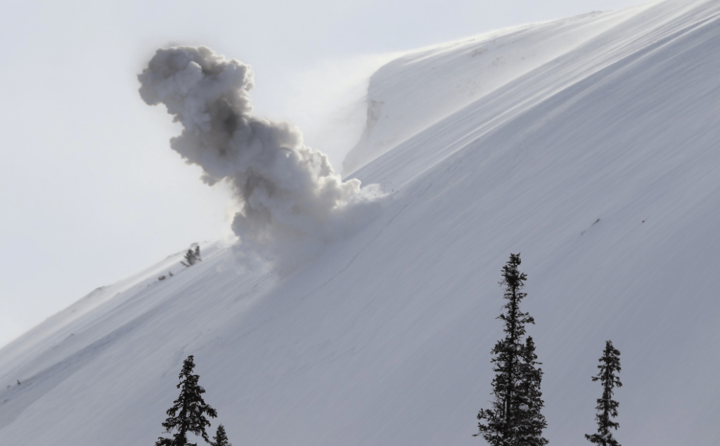 Avalanche control work complete, Parkway open - News