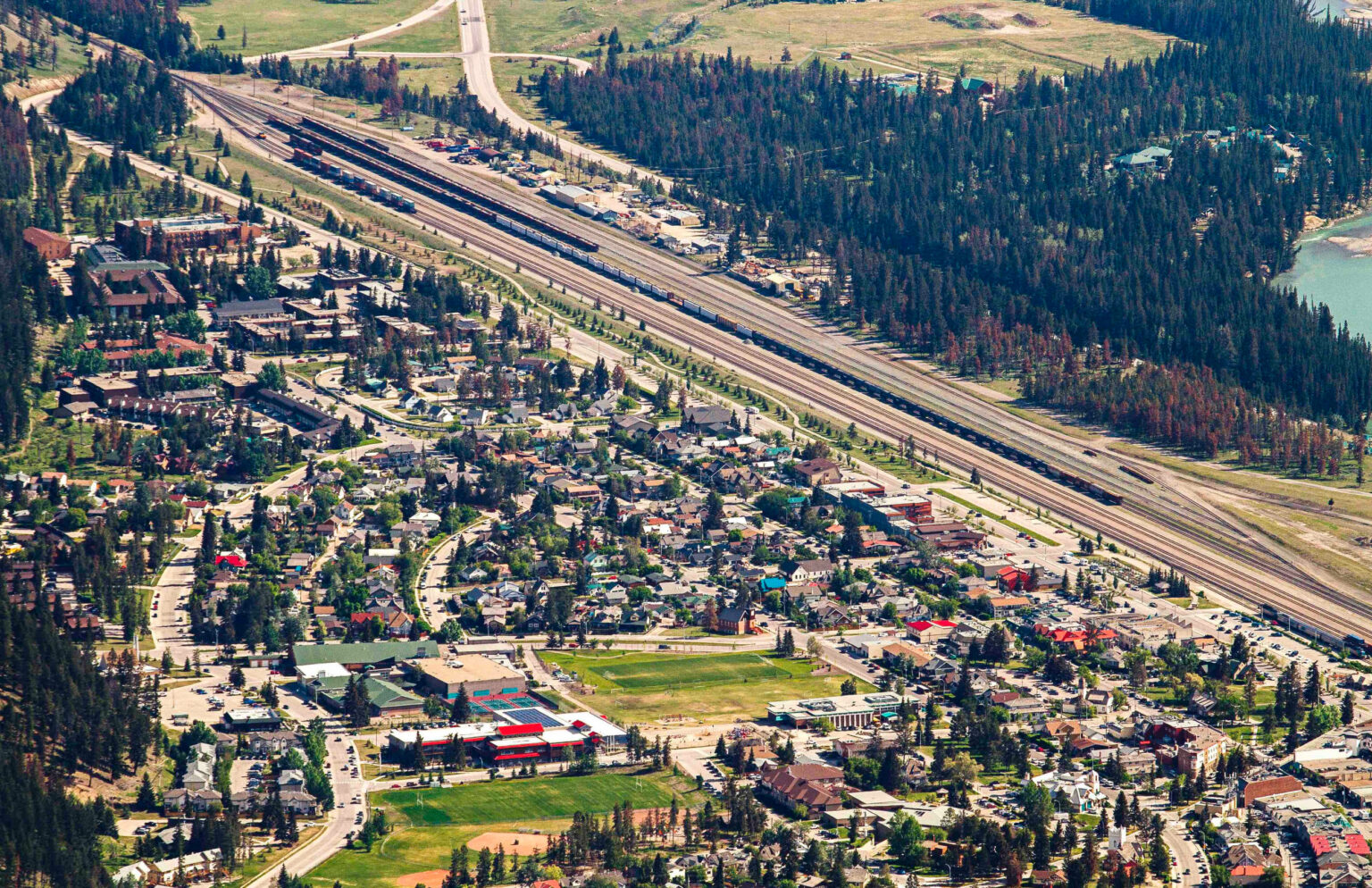 Province commits $112M for 250 interim housing units in Jasper - News