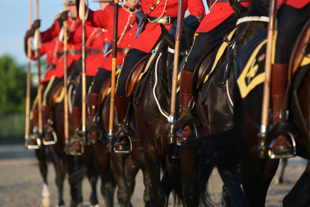 RCMP Musical Ride trotting into Jasper - News