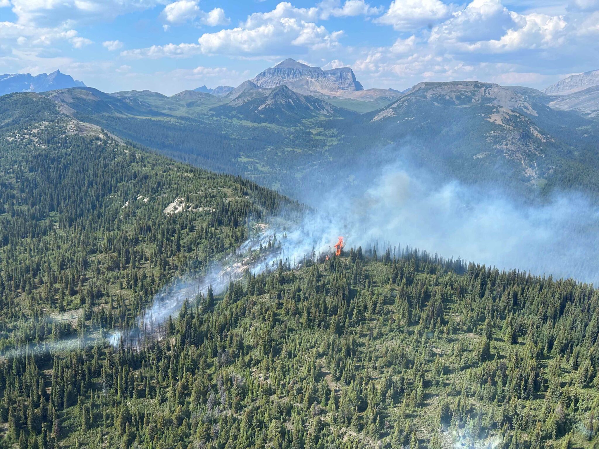 Yellowhead Lake fire extinguished - News