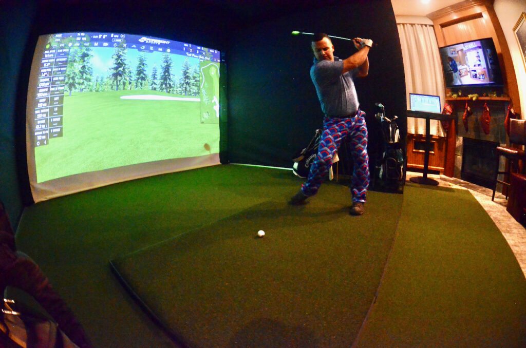 Taking a swing at virtual golf with JPL's newest offer - News