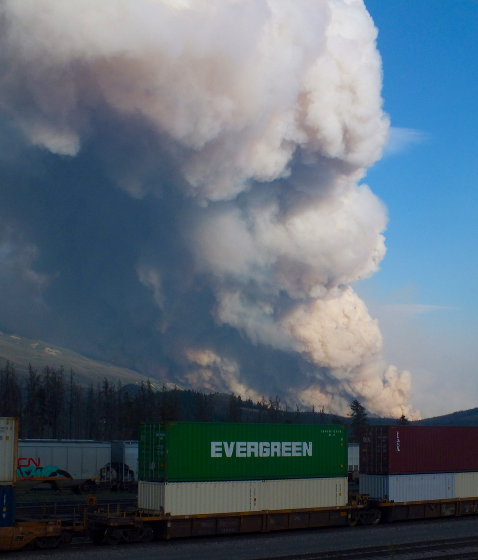 Firefighters battling out of control wildfire in Yellowhead Country - News