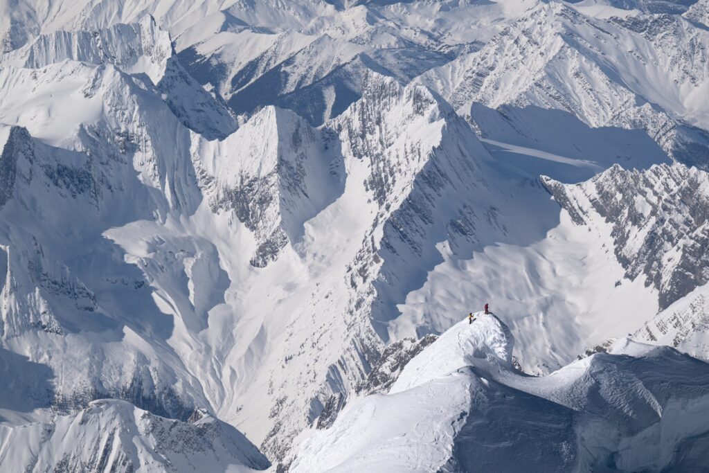 Construction to start on Berg Lake alpine hut - News