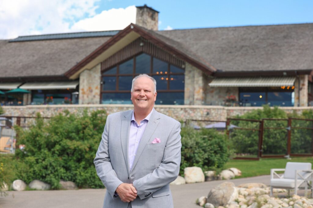 Jasper Park Lodge GM named Hotelier of the Year - News