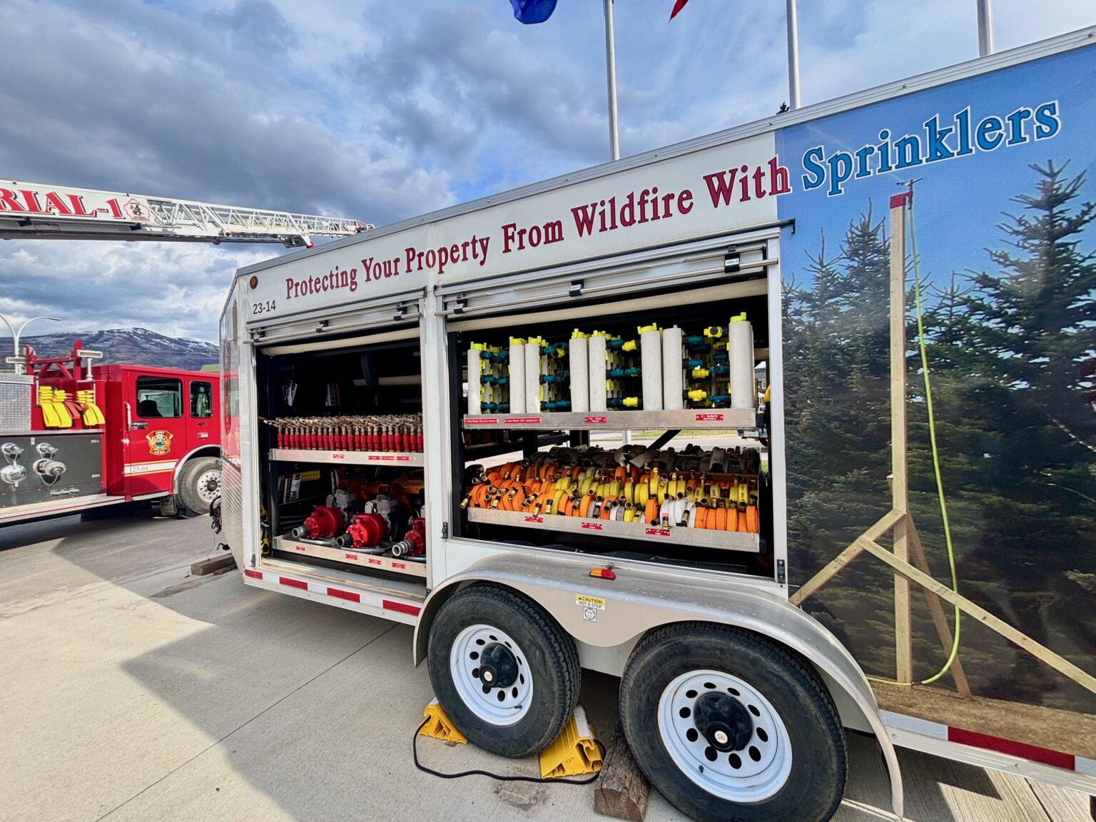 Hinton and Jasper grieving after highway fatalities - News